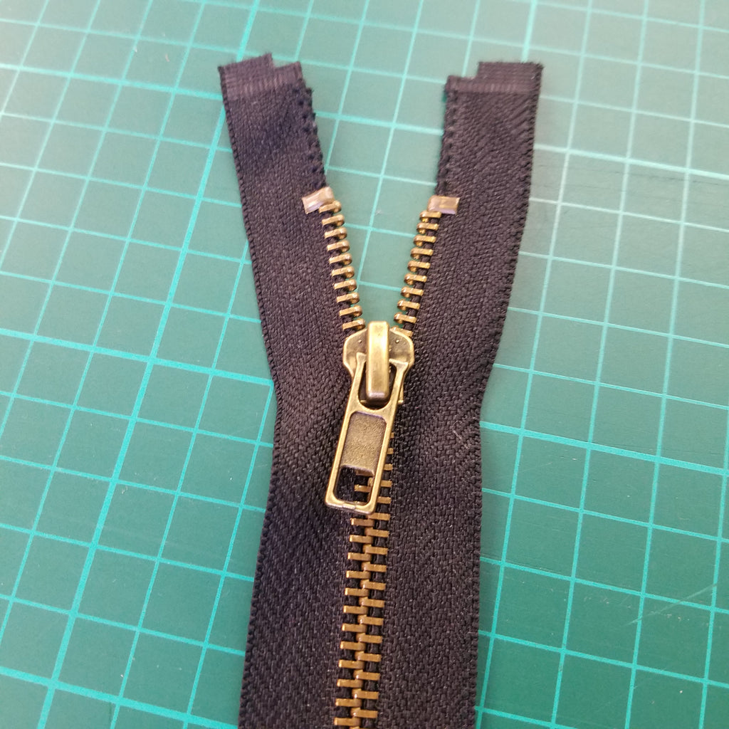 Open Ended Metal Zip – FabricBazaar