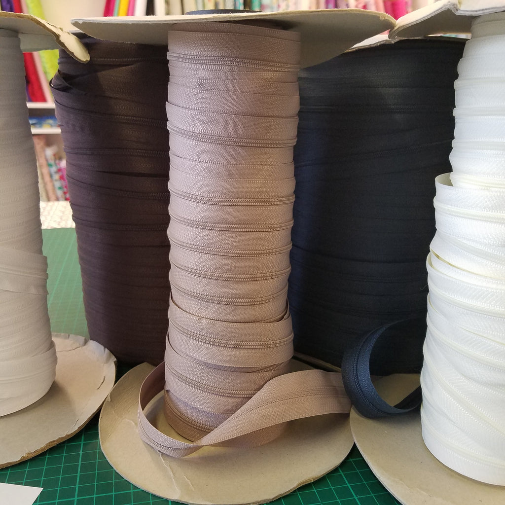 Zip on a Roll – FabricBazaar